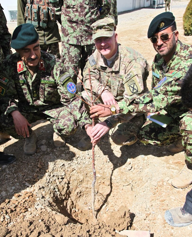 General David Haight Army David Haight (Army) – Commanding Officer