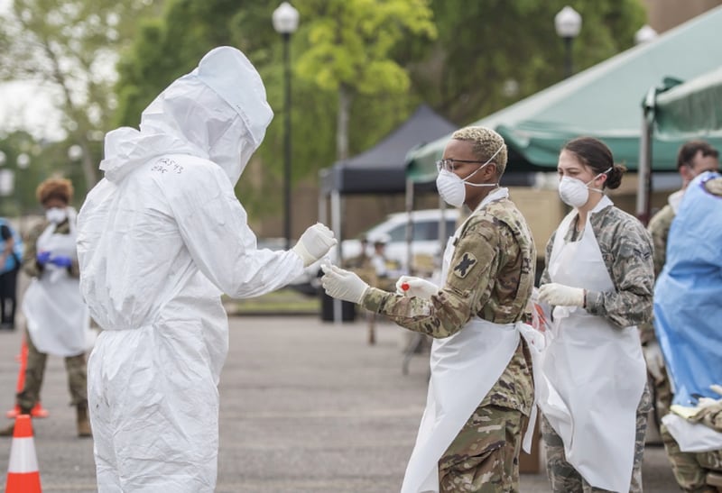 Troops fighting COVID-19 will get Tricare and BAH boost after Trump ...