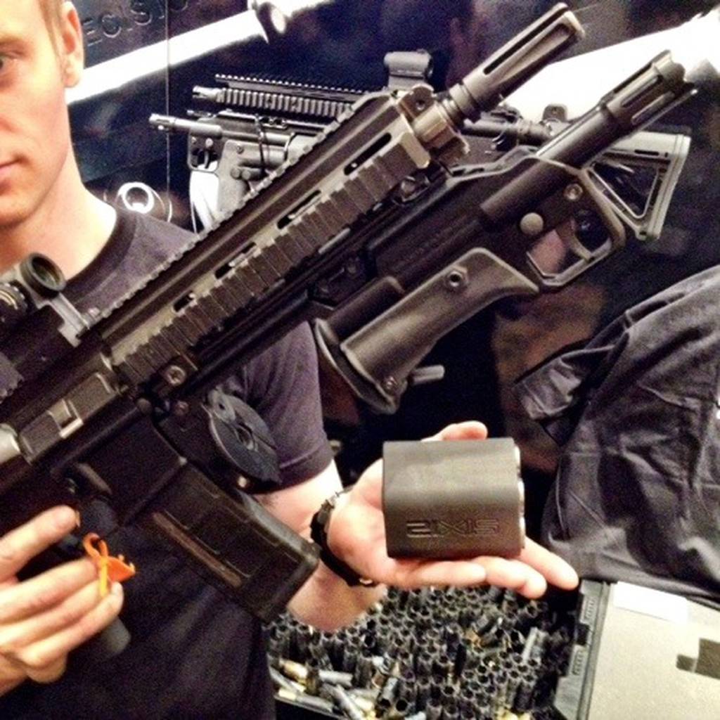 SHOT 2014: Crye Precision Six12 breaching shotgun