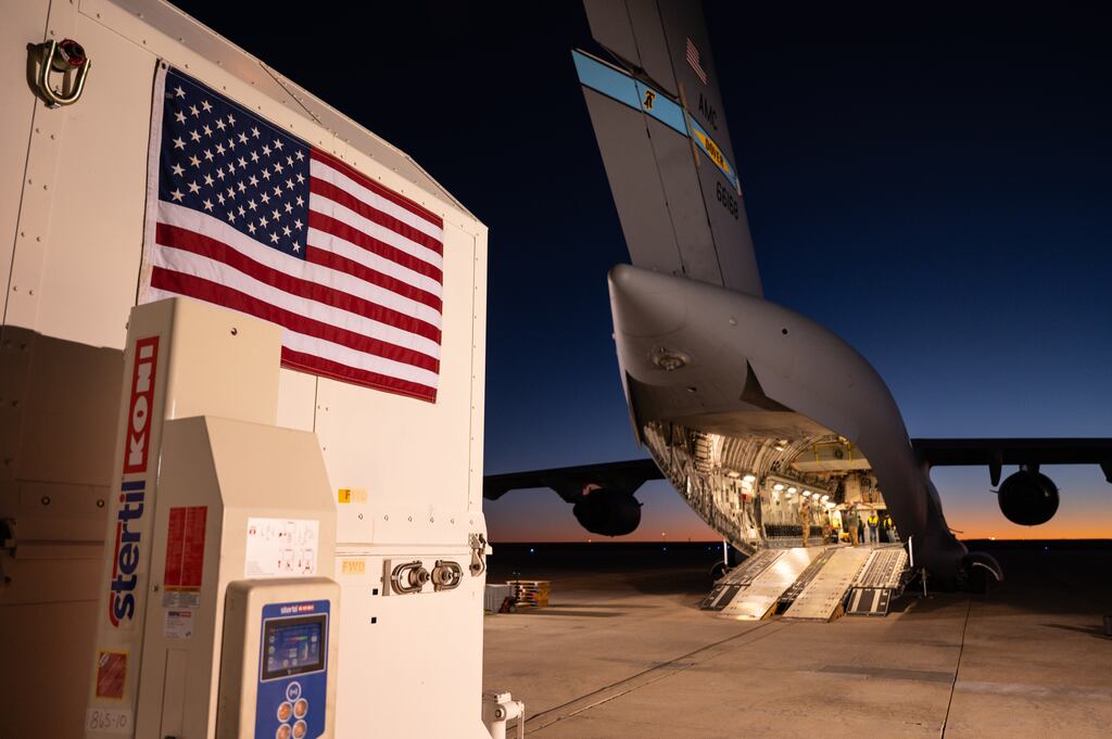 Pentagon adds exemptions to requirement for all troops to get flu shot