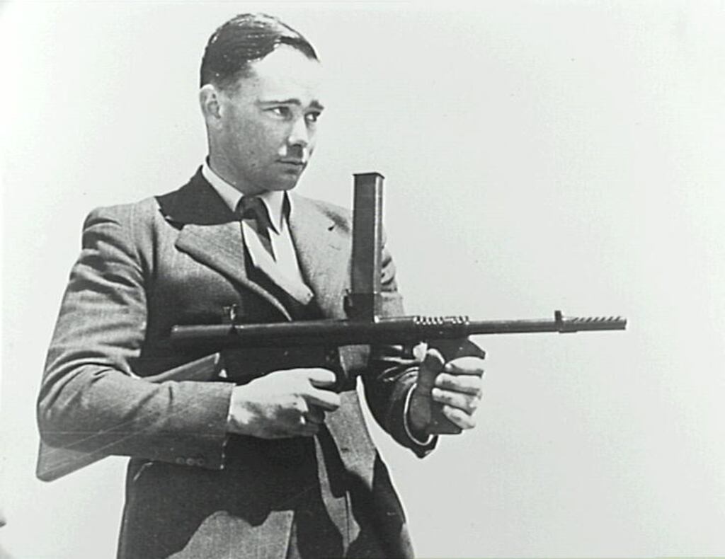 TBT: The Owen submachine gun — inventiveness from Oz