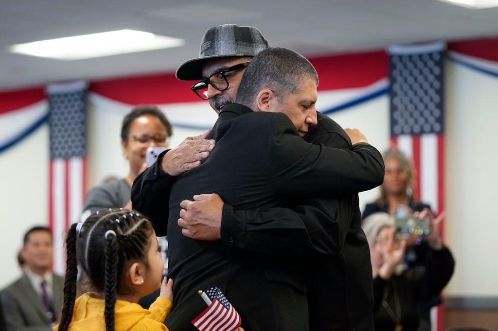 Deported veterans struggle to access VA services, study finds