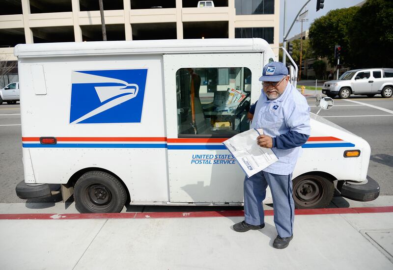 5 features the Postal Service wants in its new delivery fleet