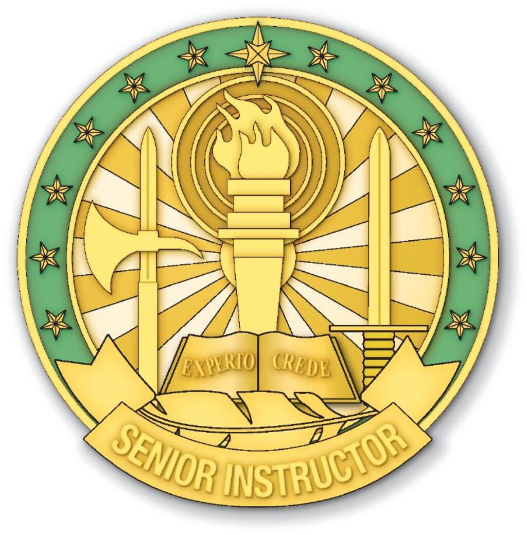 First soldiers receive new instructor badges