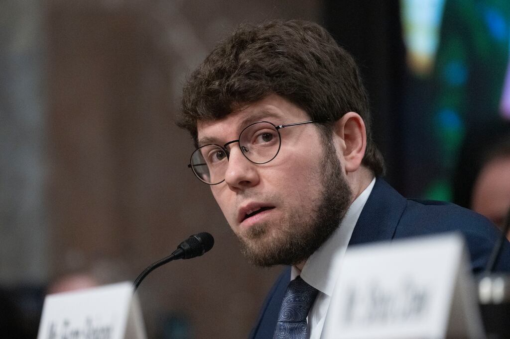 Quieting Discord: A new frontier in military leaks and extremism