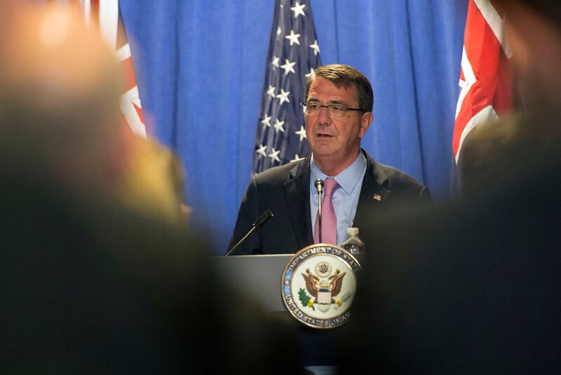 Defense Secretary Ash Carter mulls challenge to Chinese claim in South ...