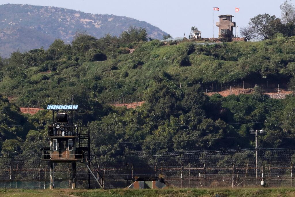 Koreas begin removing land mines from the DMZ to ease military tensions
