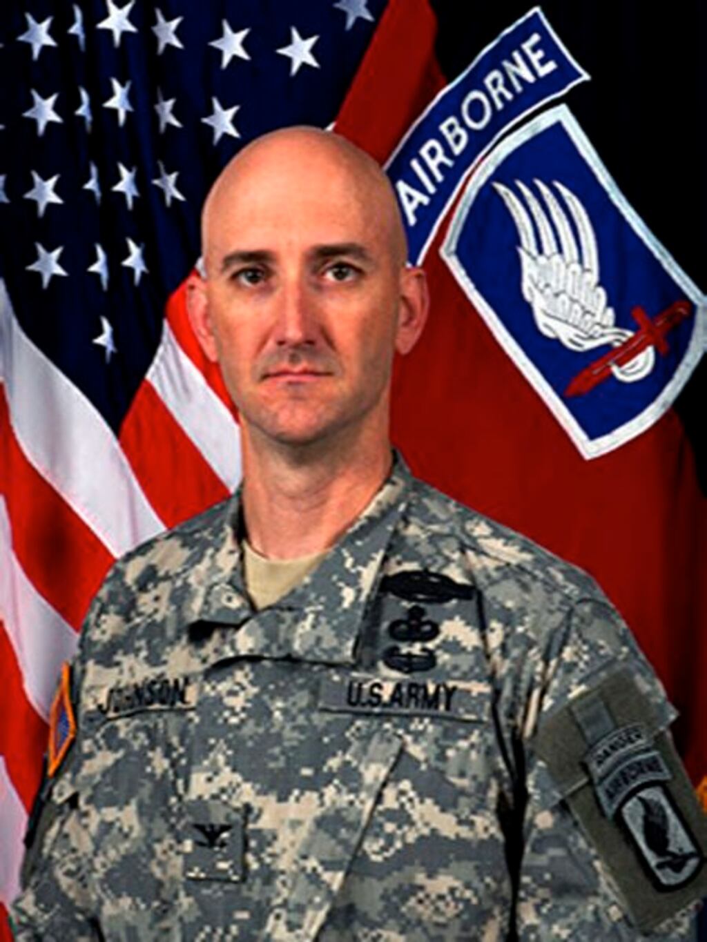 Colonel convicted of bigamy leaves Army as O-5