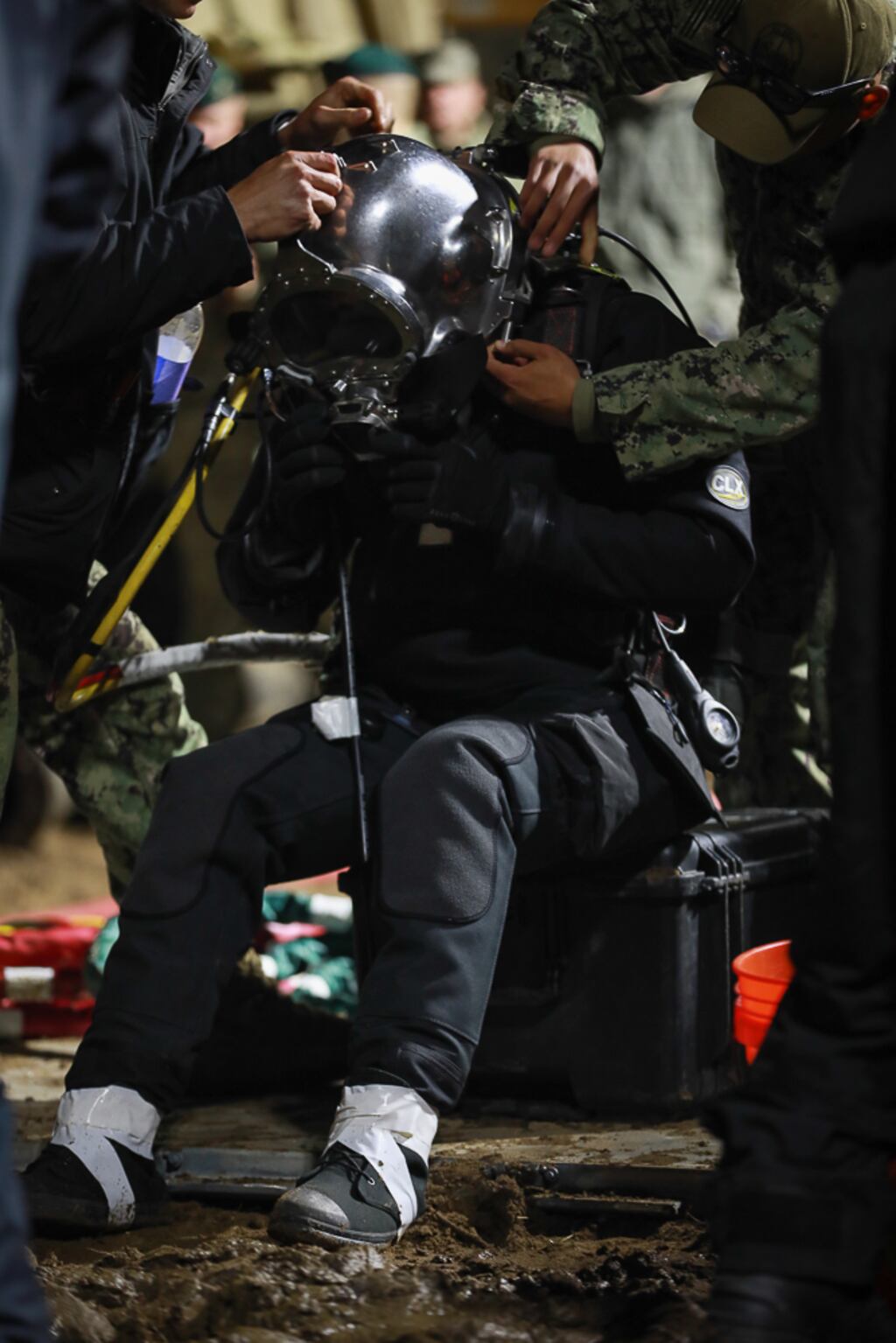 3 soldiers confirmed dead after vehicle pulled from Lithuanian swamp