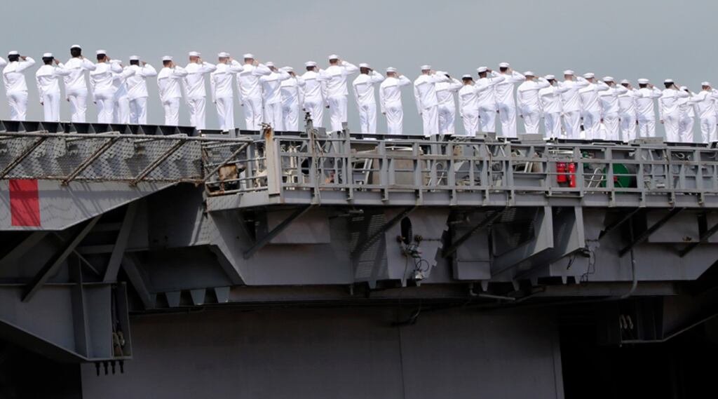 Gallery: Carrier George Washington departs Japan
