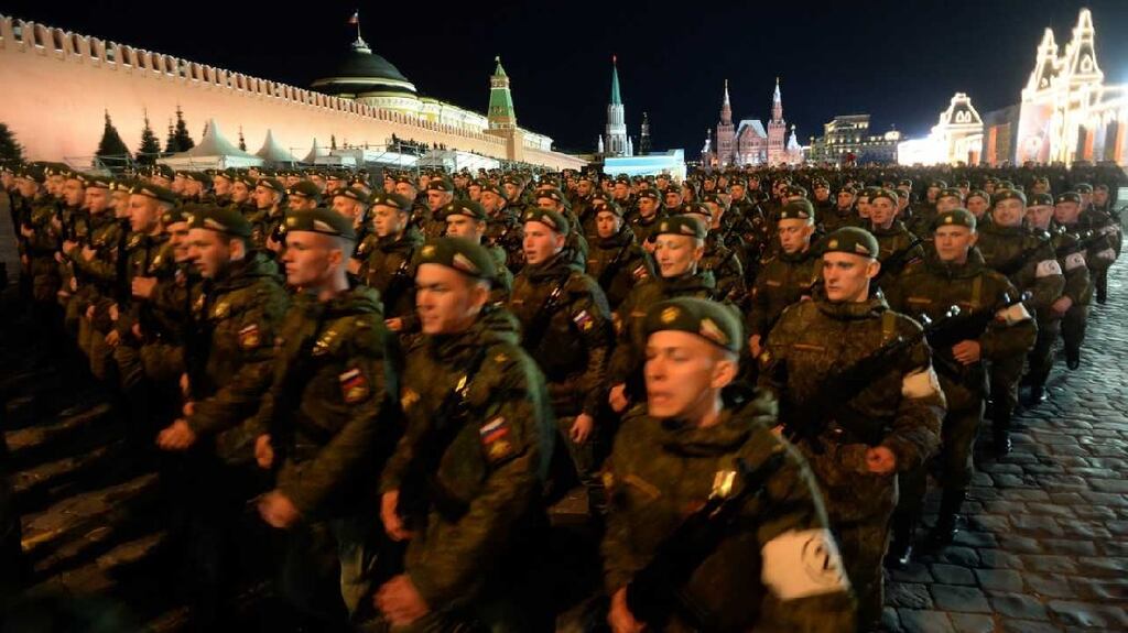 300,000 troops, 900 tanks: It’s called the most massive Russian ...