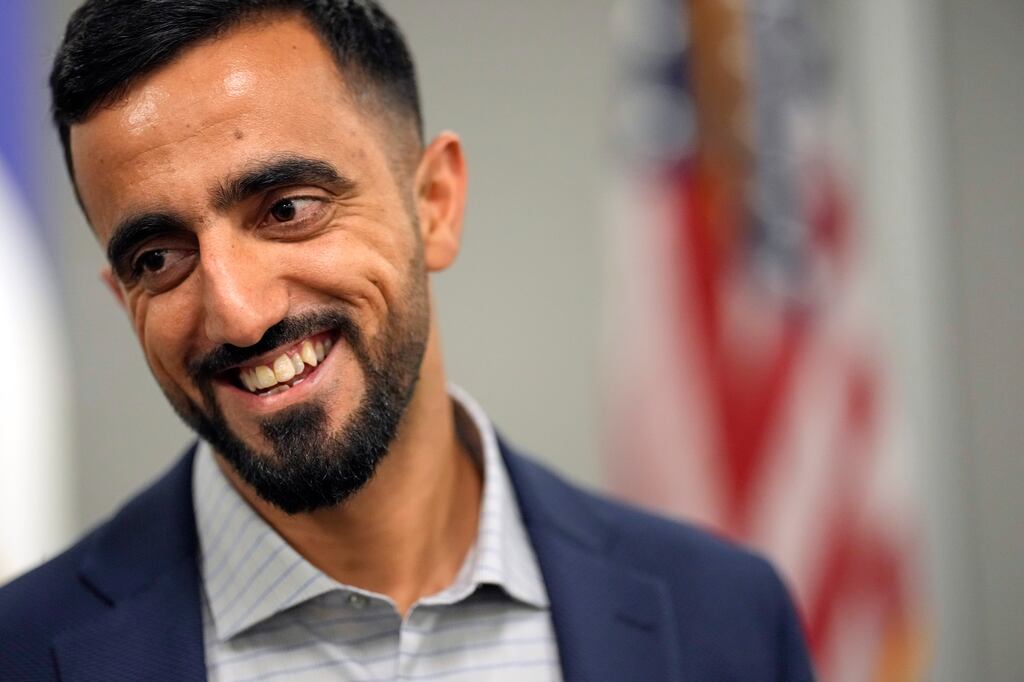 Afghan soldier Abdul Wasi Safi, once detained at border, wins asylum