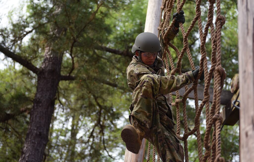Army raises maximum enlistment age to 42