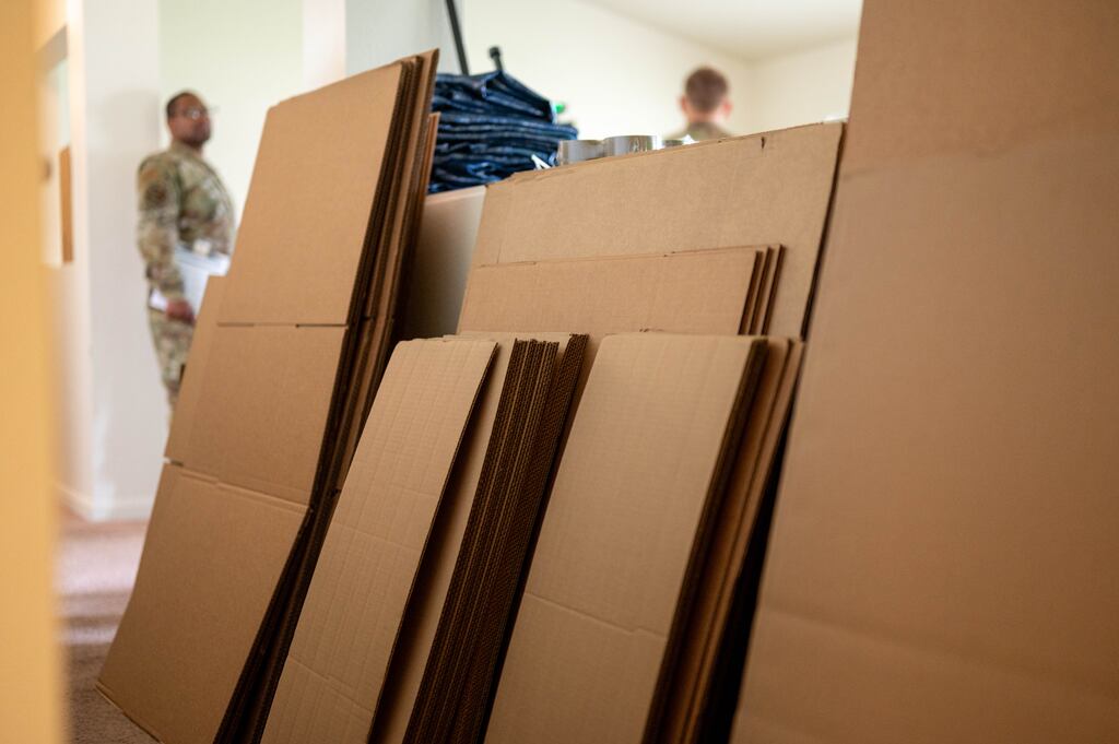 Retirement Guide: BRS or legacy? We’ll help you find the right path