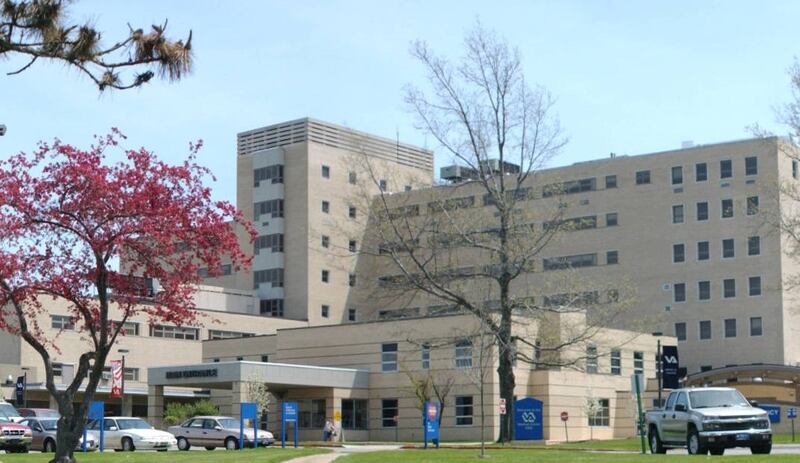 VA reports nearly 5,000 active cases of COVID-19 among VA patients