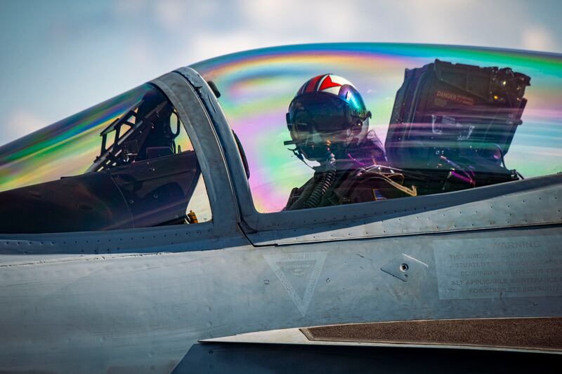 Select naval flight officers, aviators eligible for $120,000 retention ...
