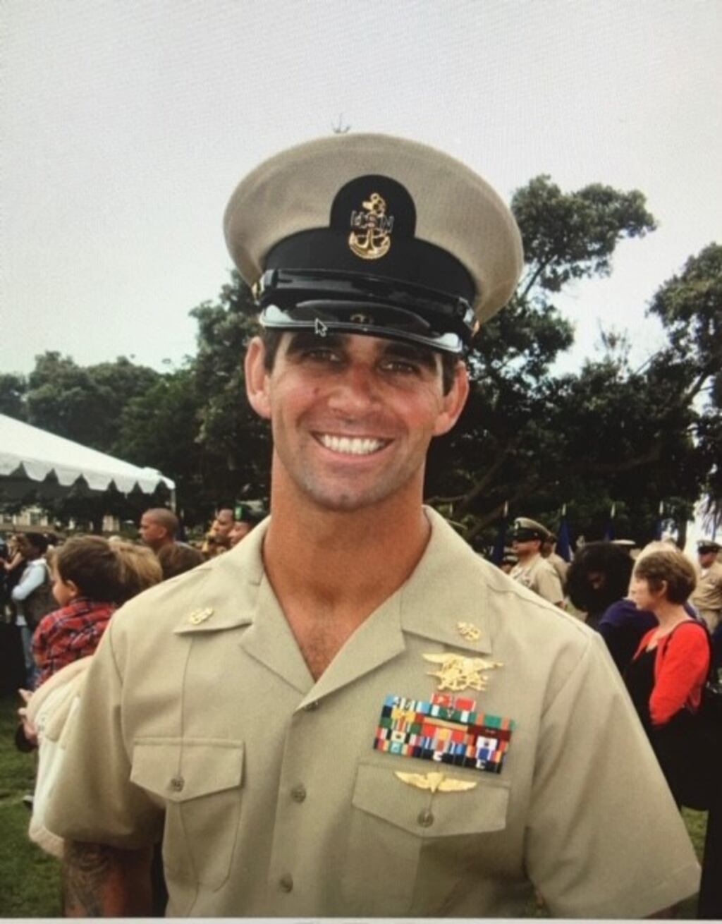 Review: ‘In Waves and War’ shows promise of psychedelics to treat PTSD