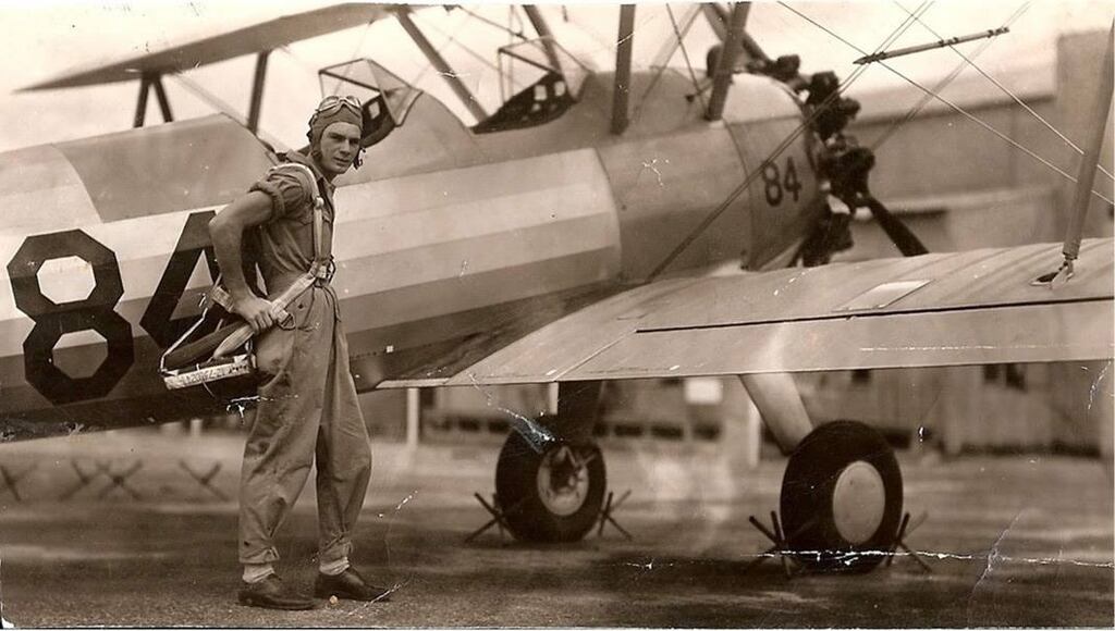 100-year-old WWII veteran soars once again in P-51 Mustang
