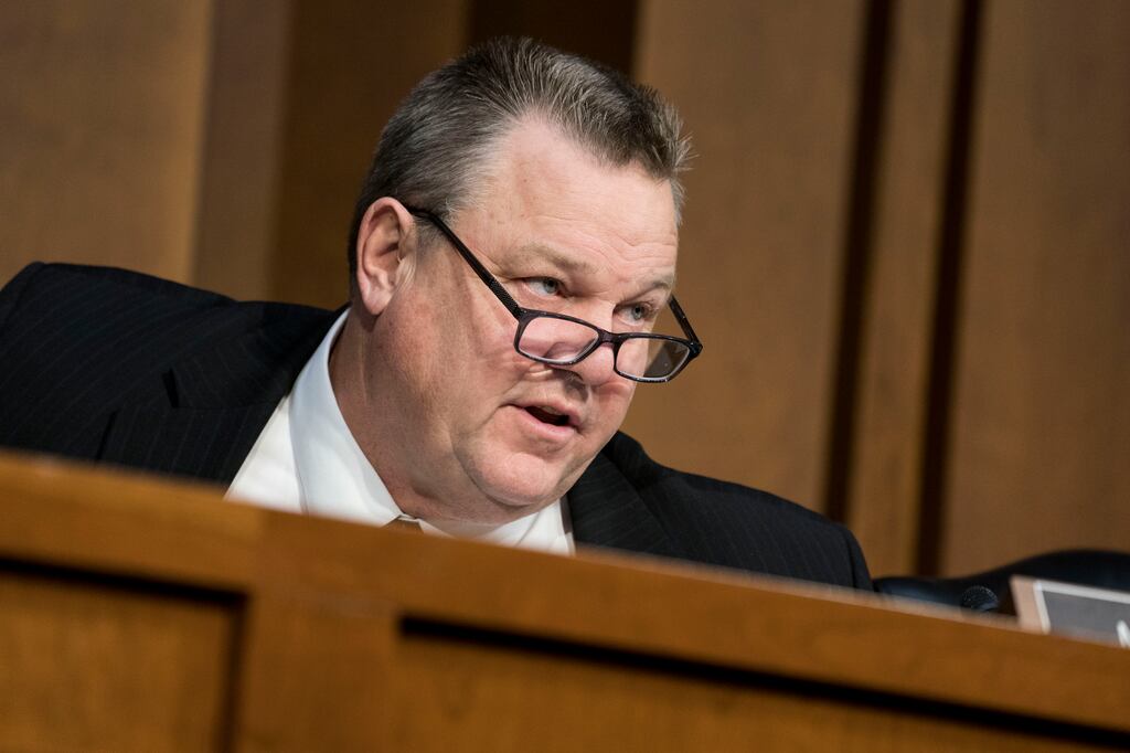 Plan would make military enlistment, retention bonuses tax exempt